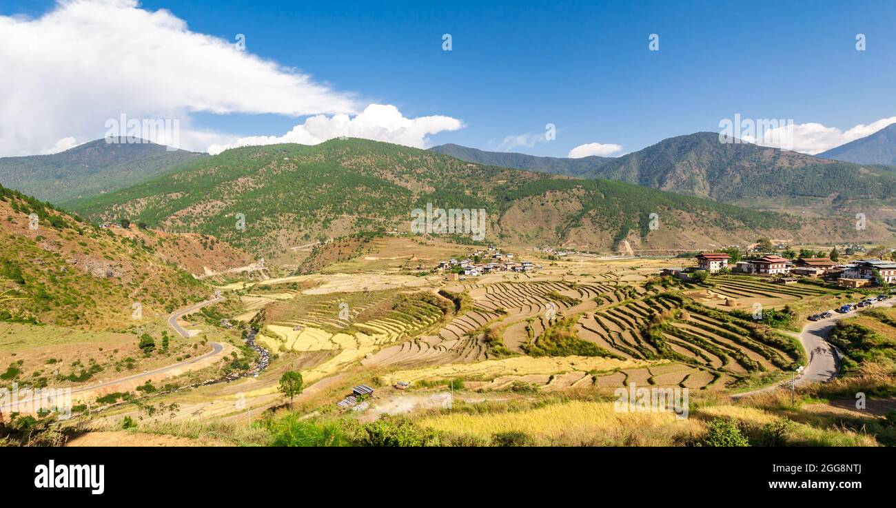 Bhutan land hi-res stock photography and images - Alamy