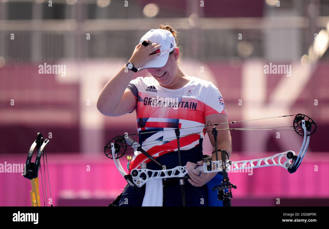 Great Britain's Phoebe Paterson Pine celebrates winning the Women's ...