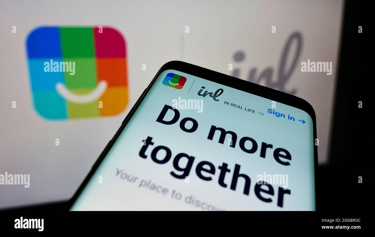 Network groups hi-res stock photography and images - Alamy