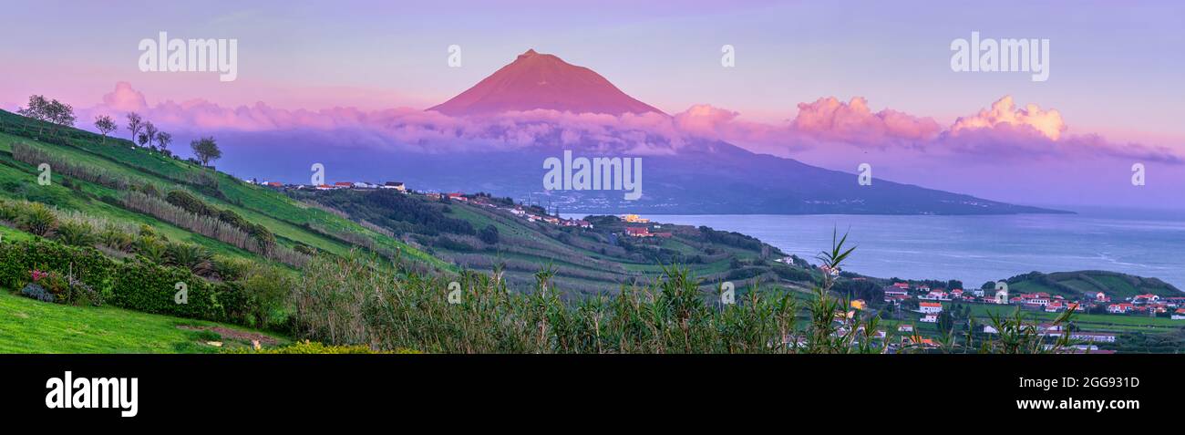 Mount pico from horta azores hi-res stock photography and images - Alamy