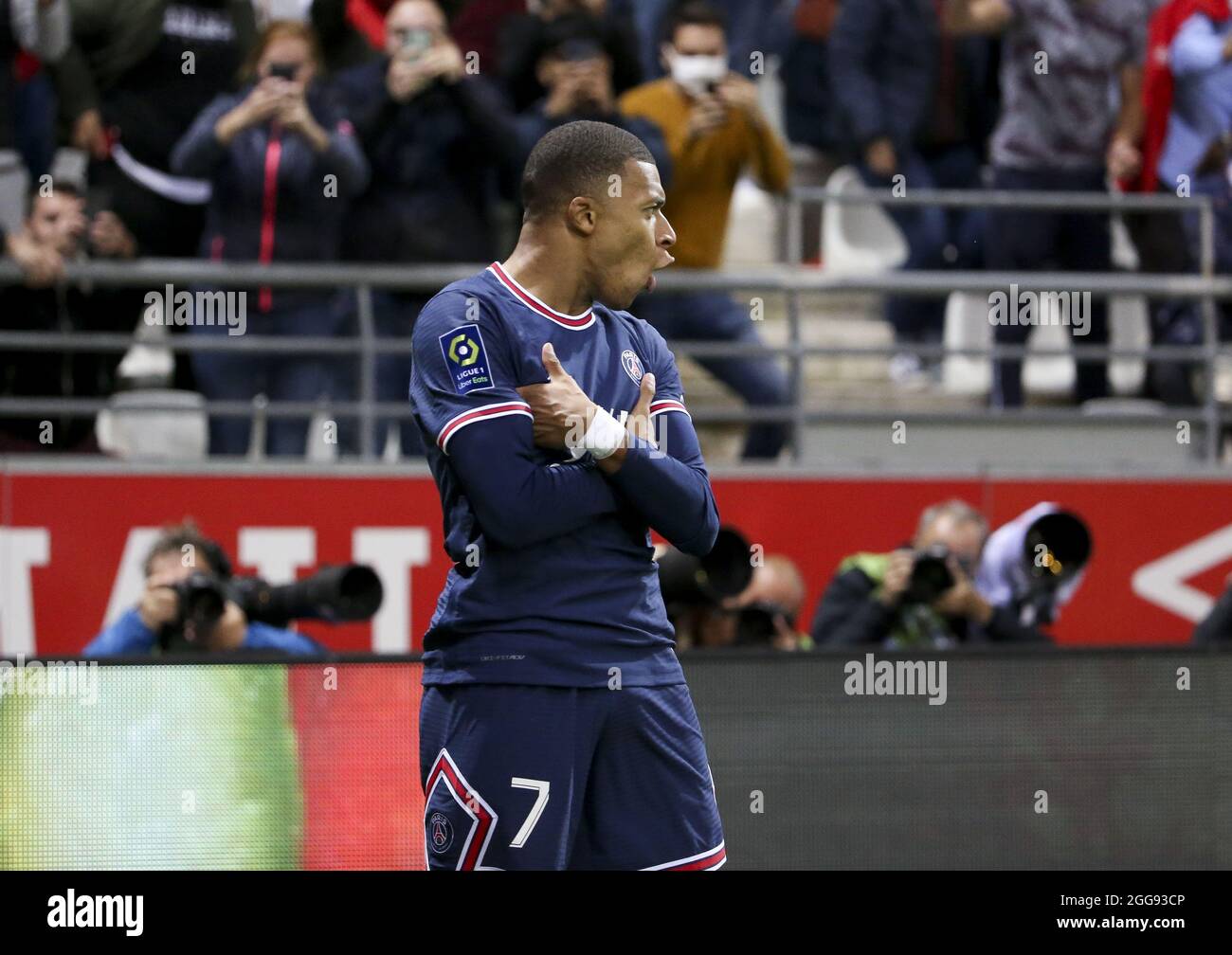 Mbappe psg hi-res stock photography and images - Alamy
