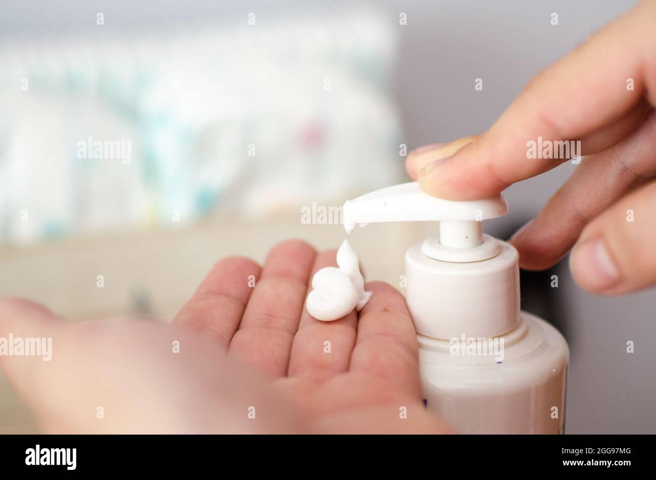 Children moisturizing lotion hi-res stock photography and images - Alamy