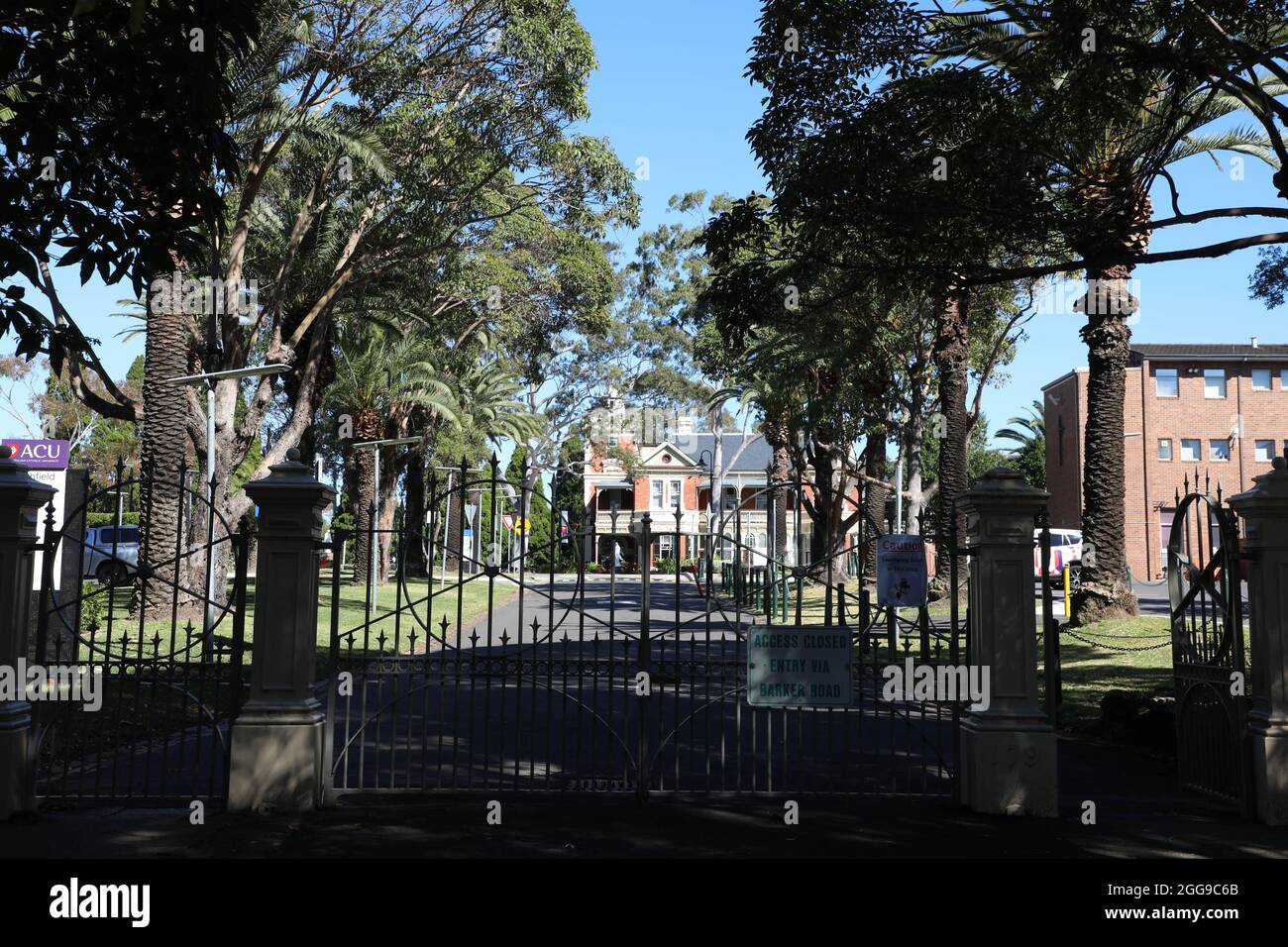 25a barker road hi-res stock photography and images - Alamy