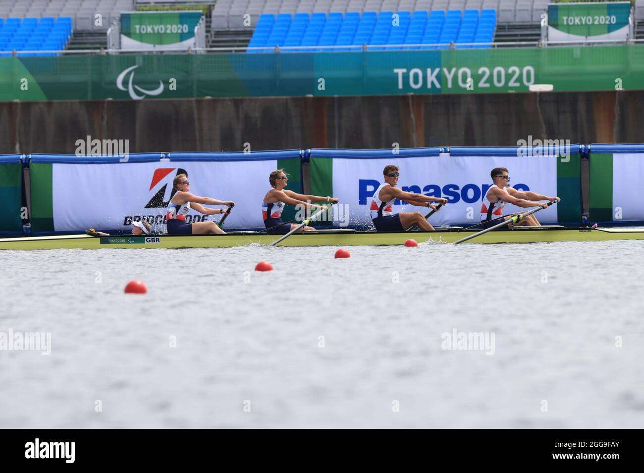Mixed coxed four final hi-res stock photography and images - Alamy