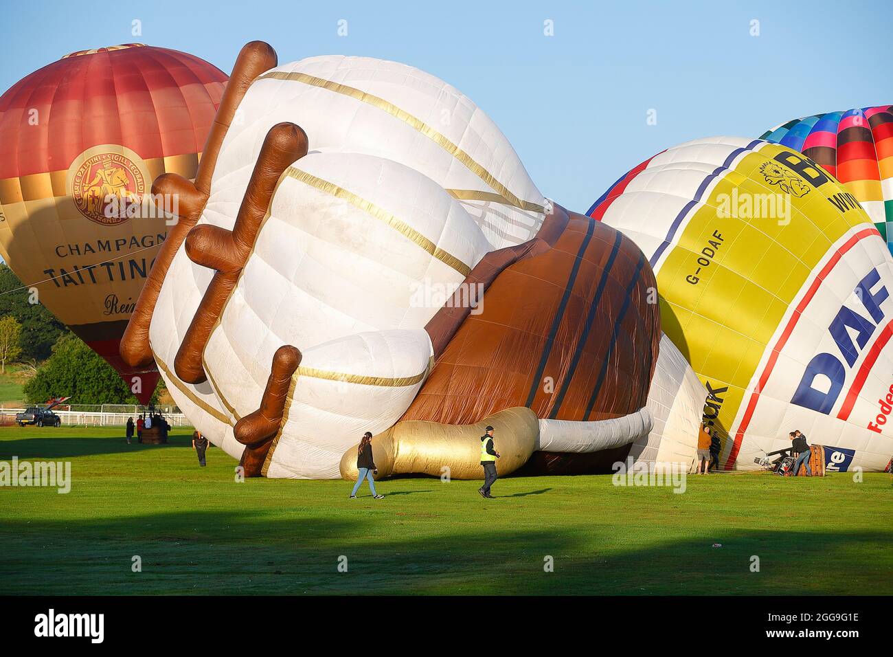 Yorkshire Balloon Fiesta at York Racecourse between 27th & 30th August ...