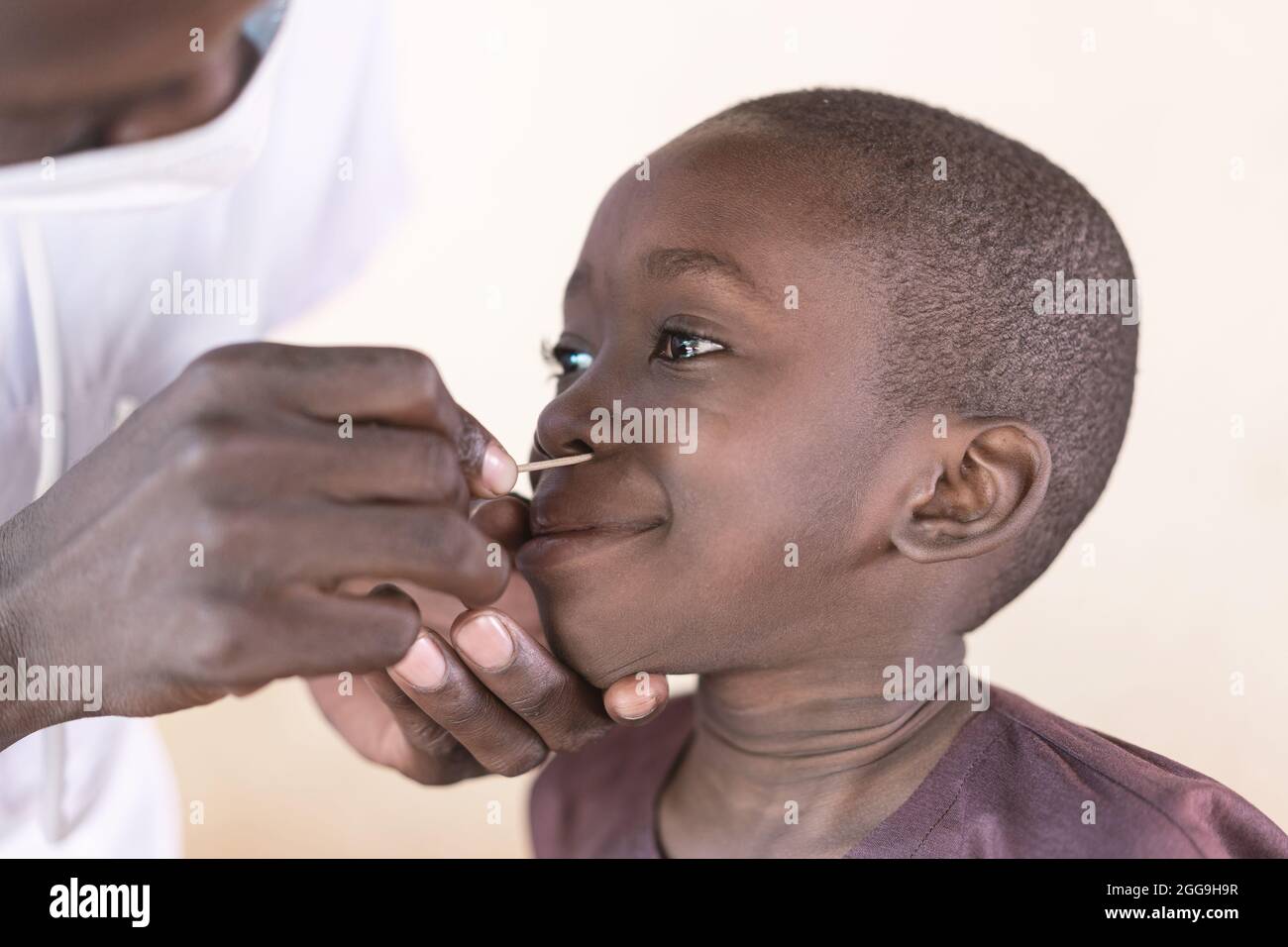 Black tickle hi-res stock photography and images - Alamy