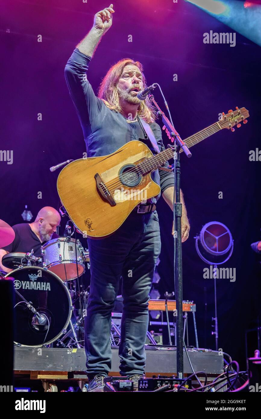 Toronto, Canada. 28th Aug, 2021. Alan Thomas Doyle CM lead singer of ...