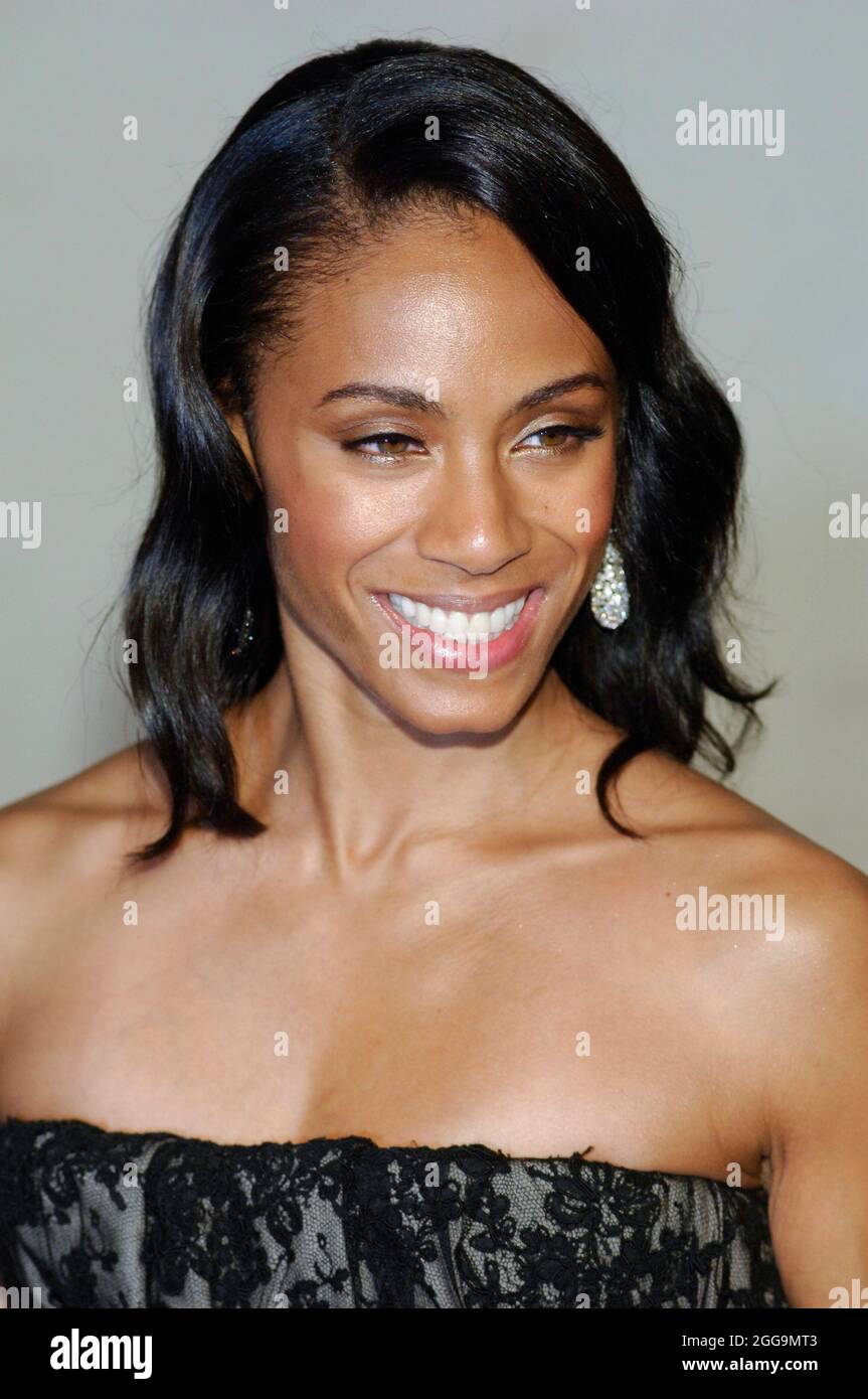 Actress Jada Pinkett-Smith attends red carpet arrivals for the 2007 ...