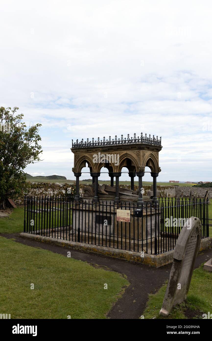 Victorian rescue heroine grace darling hi-res stock photography and ...