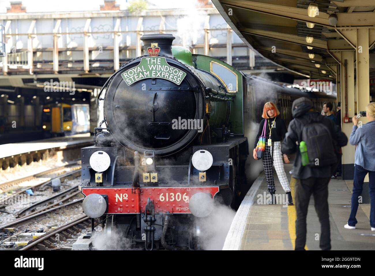 Royal Windsor Steam Express - steam train offering tourist trips ...