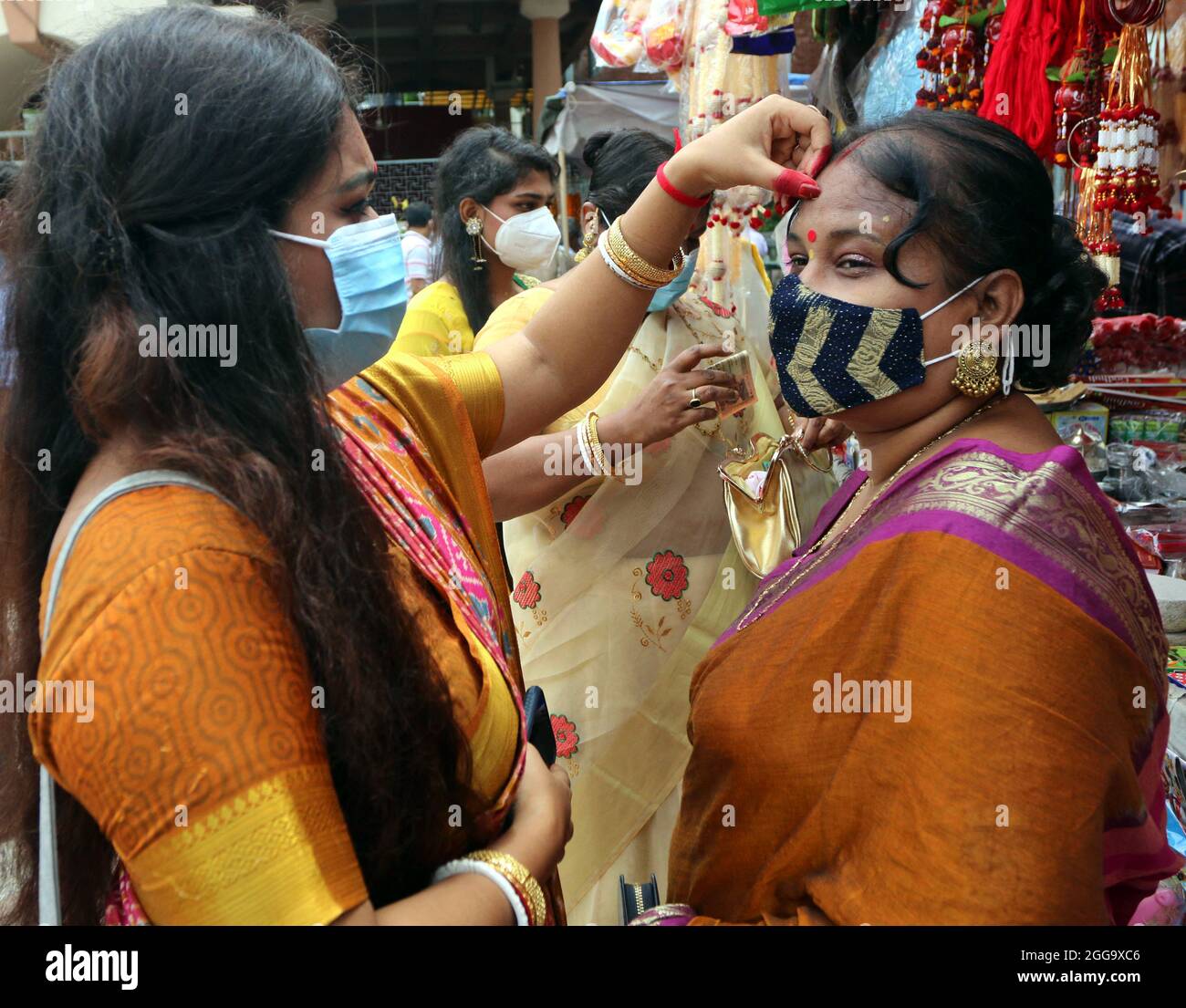 Iskcon dhaka bangladesh temple hi-res stock photography and images - Alamy