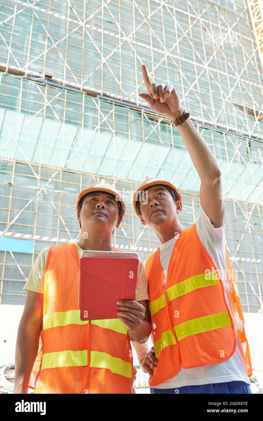 General contractor hi-res stock photography and images - Alamy