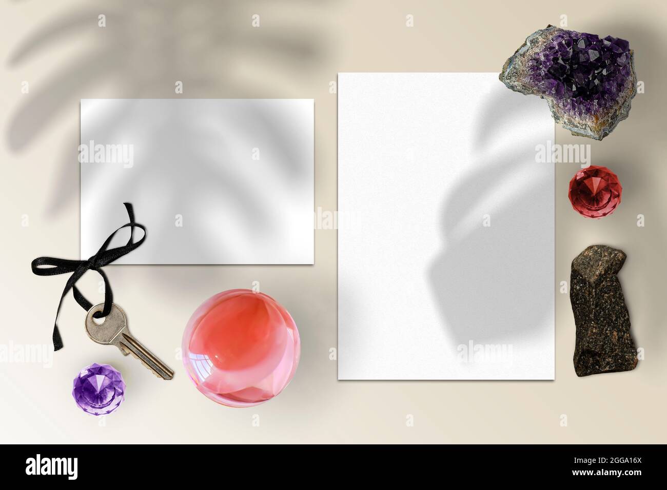 Flat lay cards or letterhead Mockups, horizontal and vertical ...