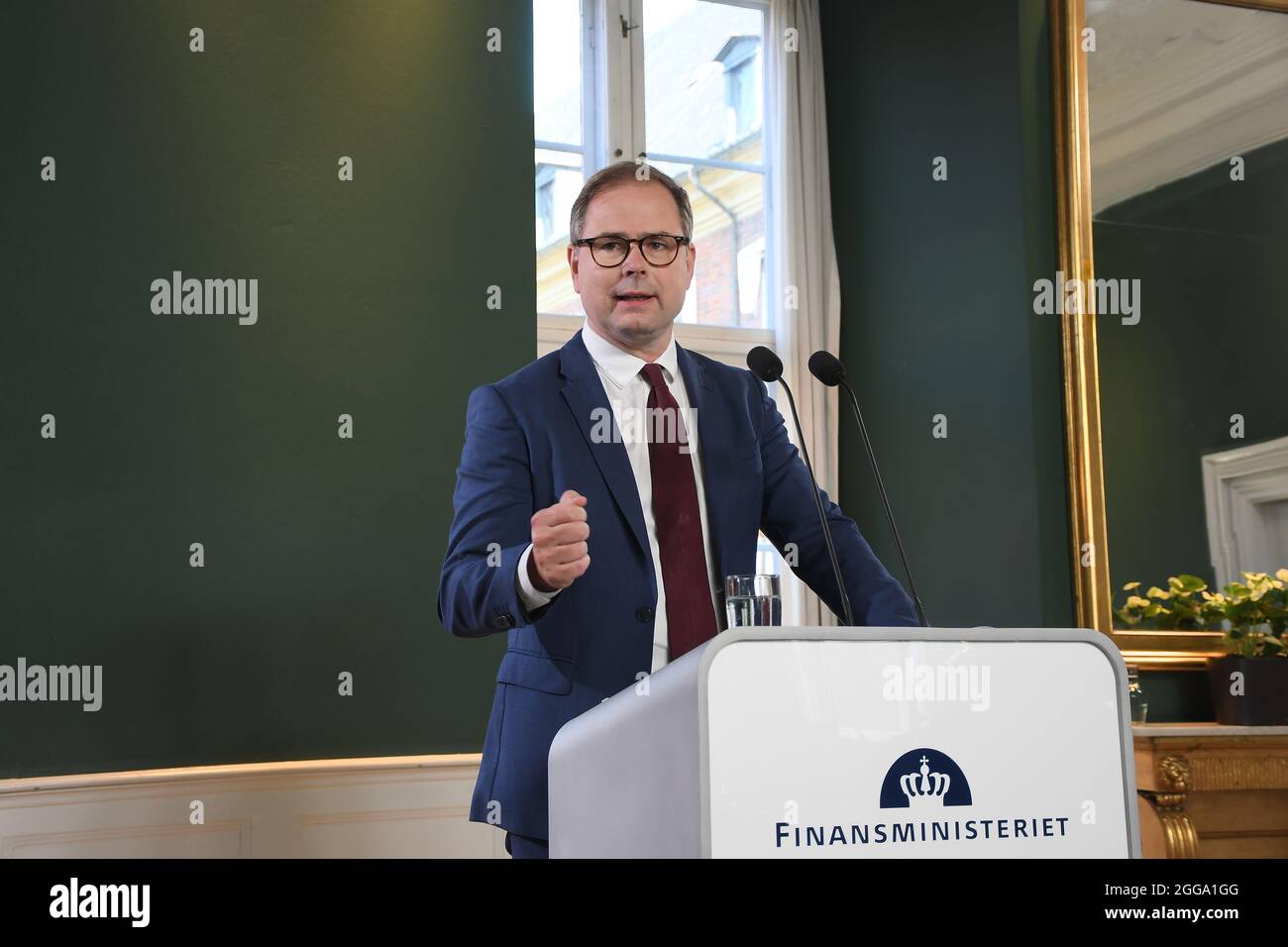 2021 2022 national budget hi-res stock photography and images - Alamy