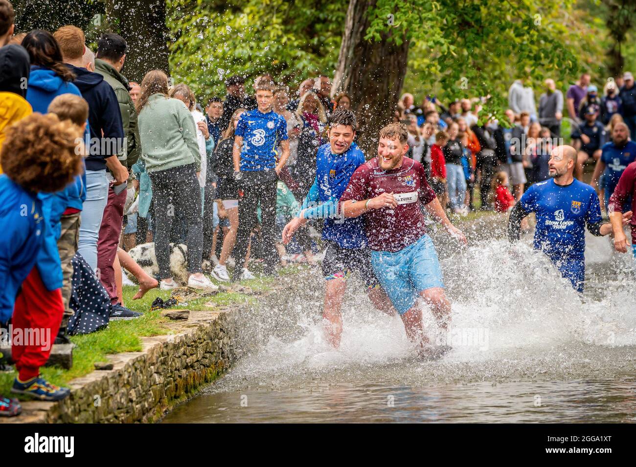 Footballers from Bourton Rovers create a splash as they fight for the ...
