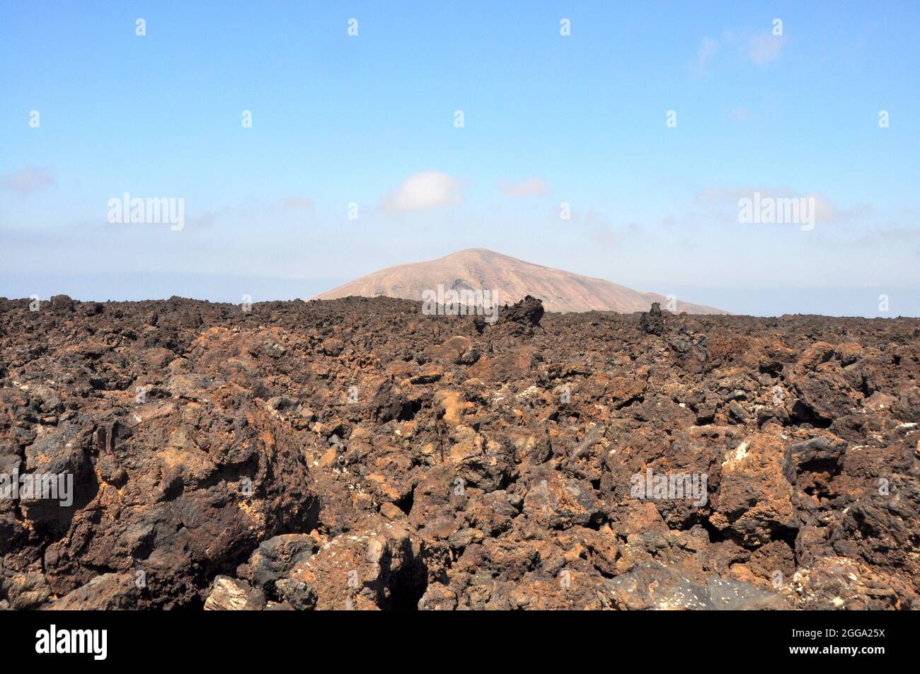Barren volcanic landscape of Spanish island Lanzarote Stock Photo - Alamy