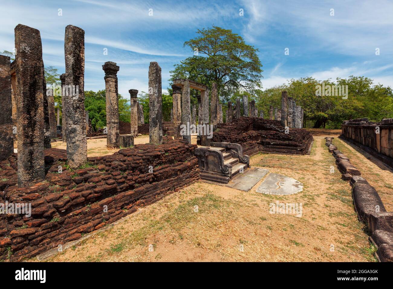 Ruins in Quadrangle group in ancient city Pollonaruwa, Sri Lanka Stock ...