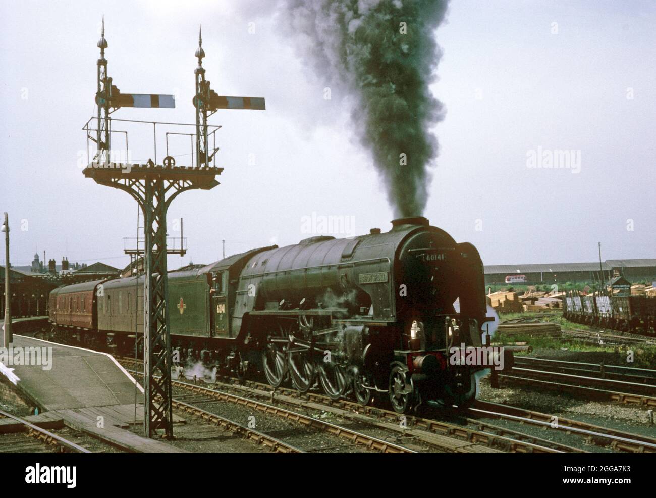 West hartlepool railway station hi-res stock photography and images - Alamy