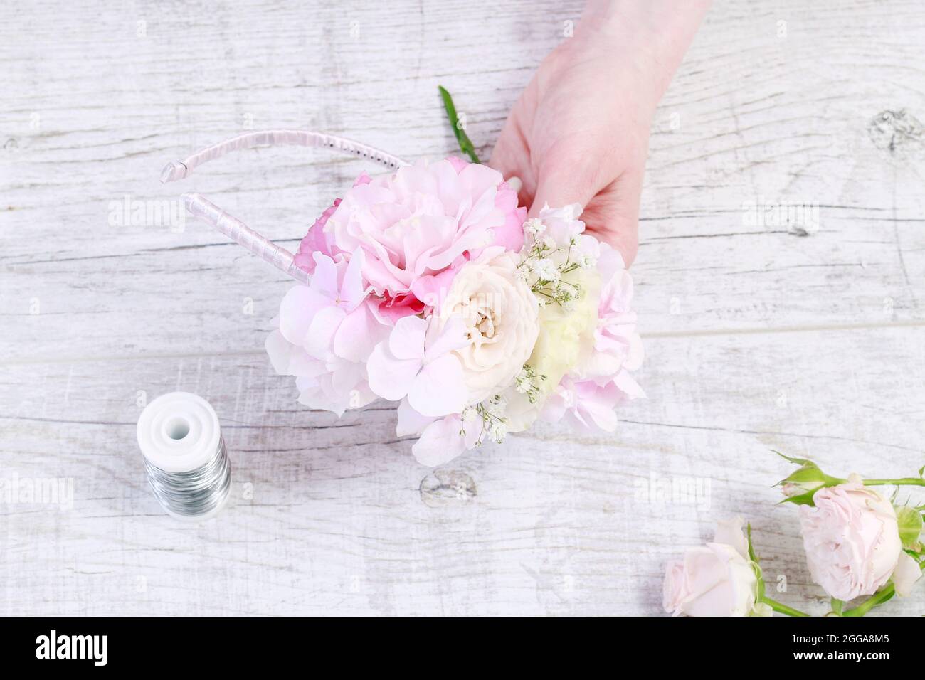 Florist at work: How to make flower crown with roses, eustoma ...