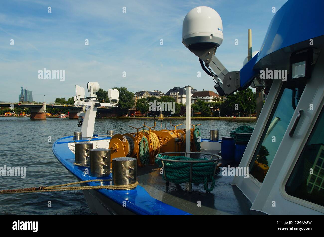 Bug eines Flusskreuzfahrtschiffes Stock Photo - Alamy