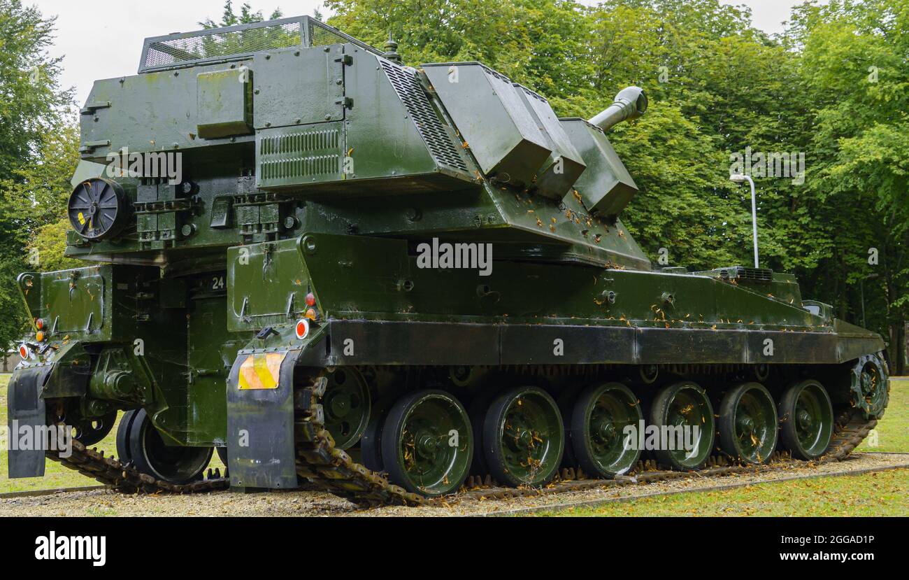 british army military AS-90 (Gun Equipment 155mm L131) armoured self ...