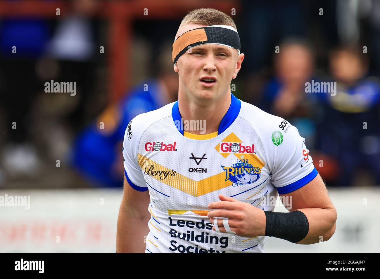 Harry Newman (3) of Leeds Rhinos during pre match warm up Stock Photo ...