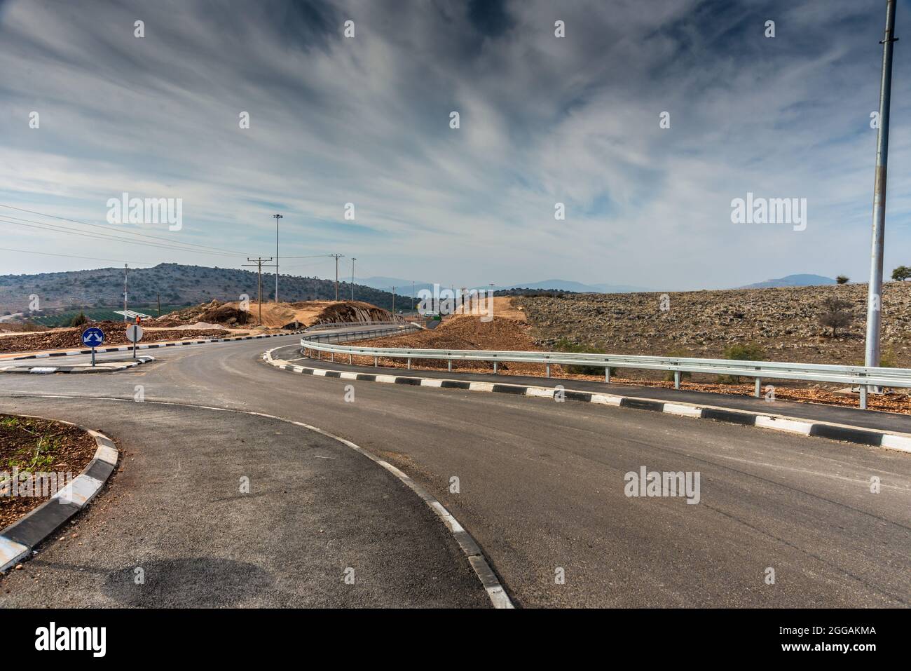Safety guardrail hi-res stock photography and images - Alamy