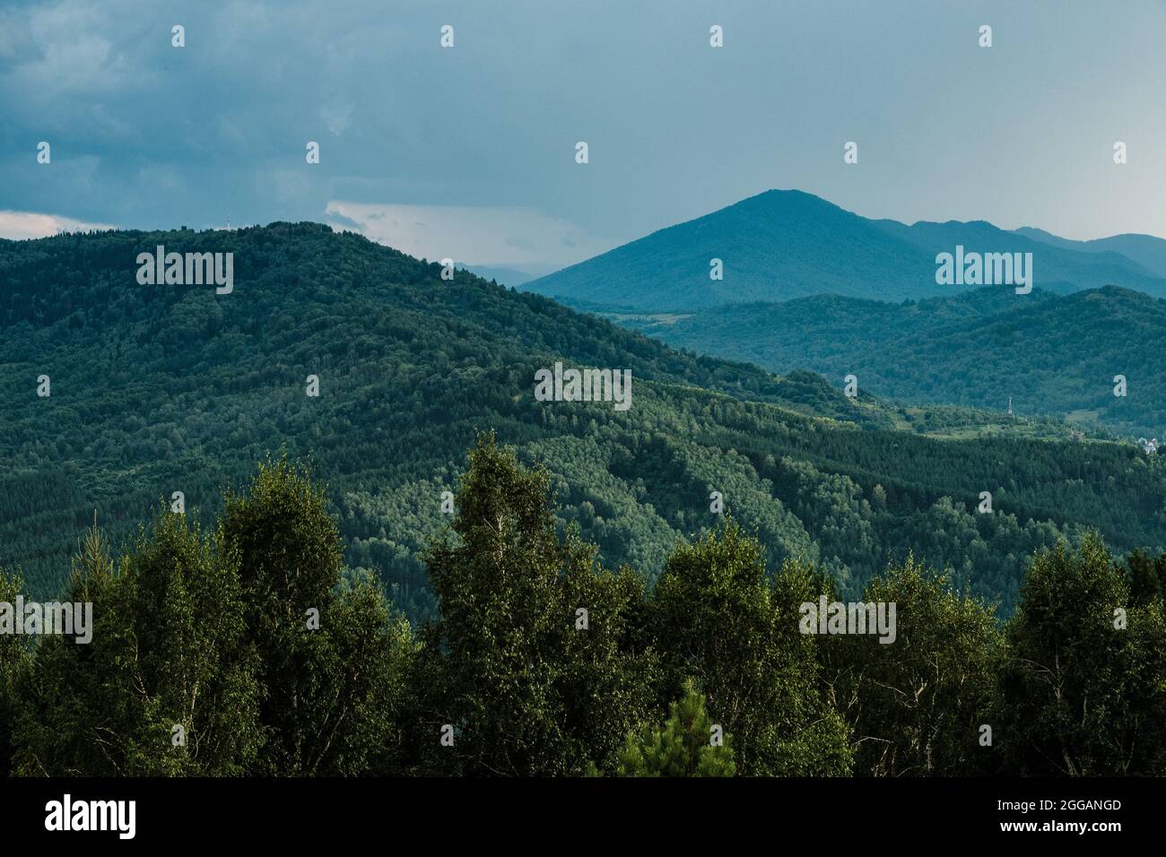 Sunset view of the mountains from the observation deck on Mount Tugaya ...