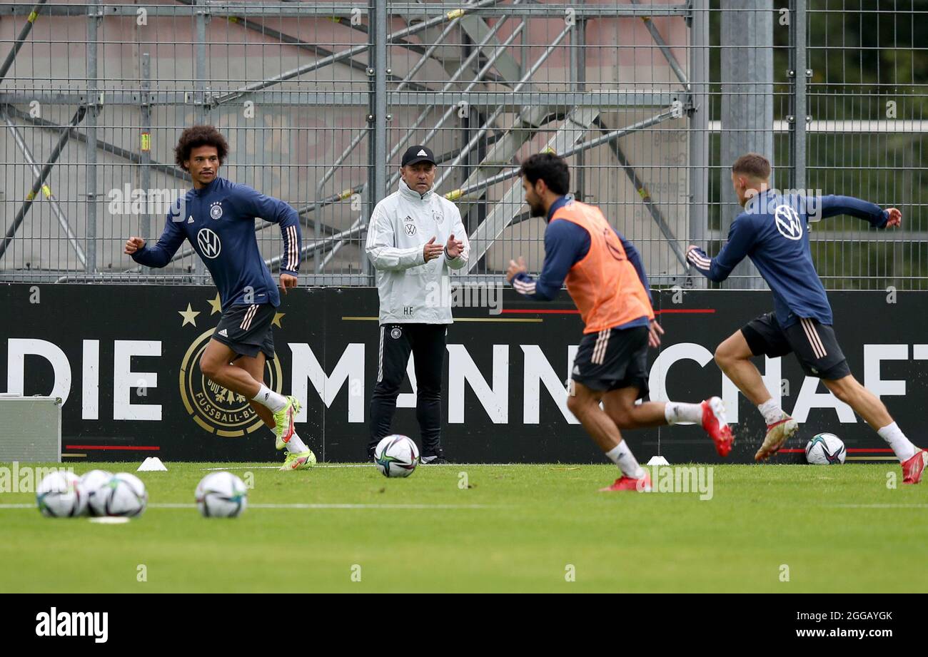 Stuttgart, Germany. 30th Aug, 2021. Football: National team, training ...