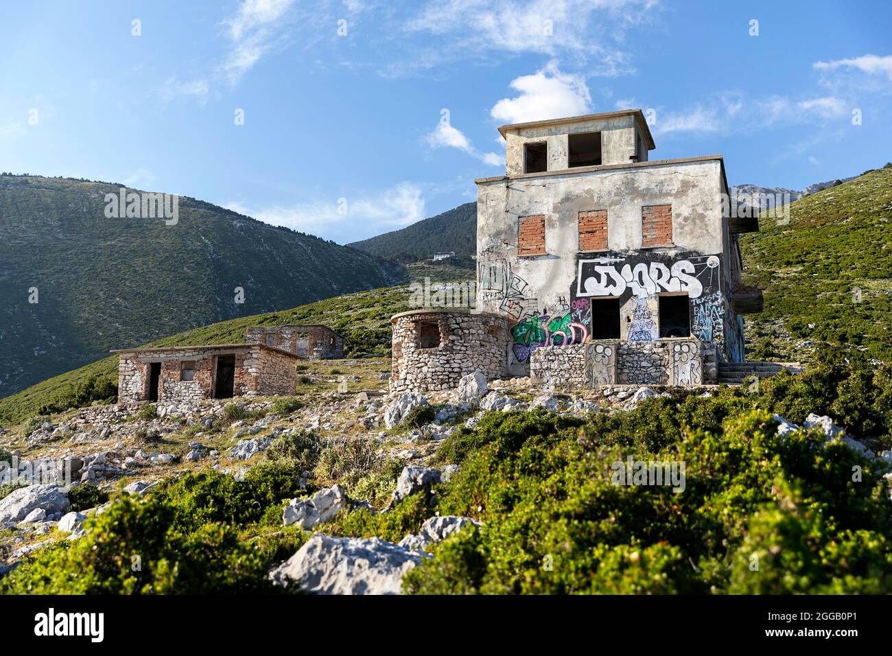 Old military buildings hi-res stock photography and images - Alamy