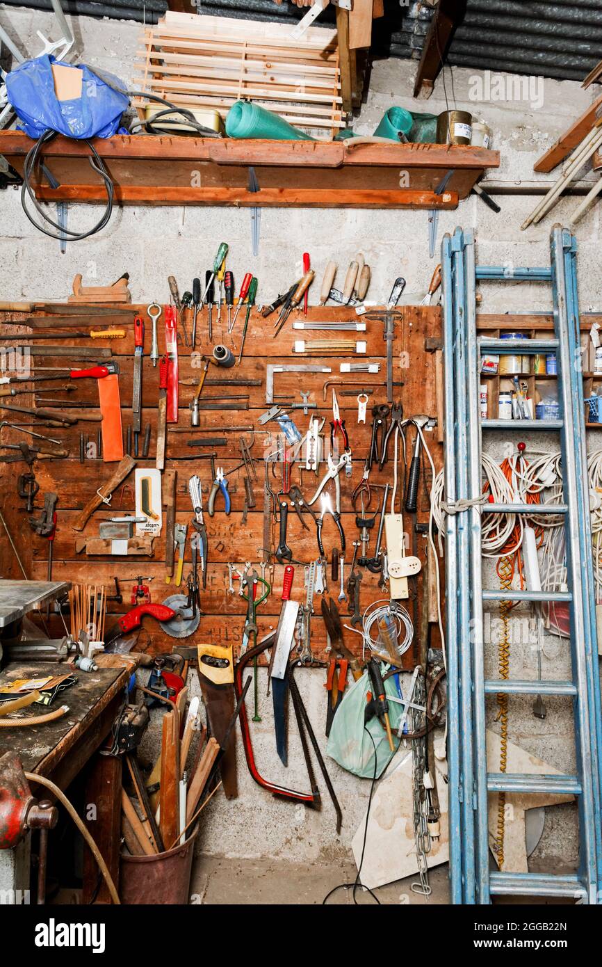 Handicrafts group hi-res stock photography and images - Alamy