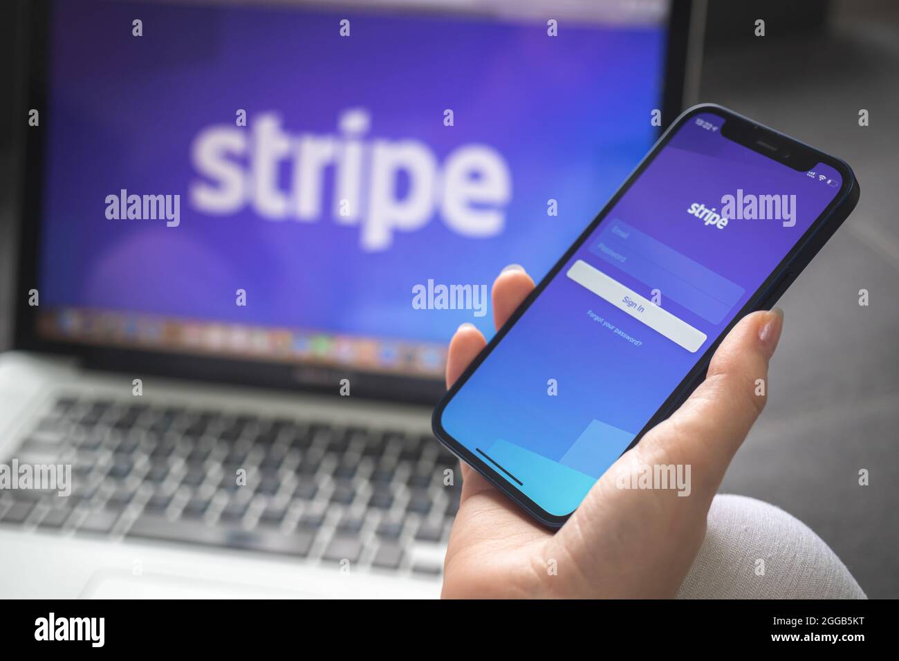 Abstract stripe logo hi-res stock photography and images - Alamy