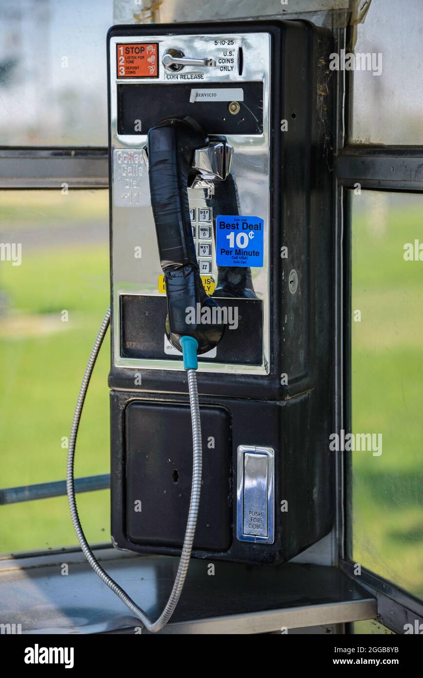 Phone booth hi-res stock photography and images - Alamy