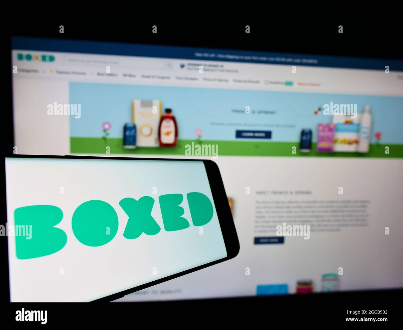 Boxed com hi-res stock photography and images - Alamy