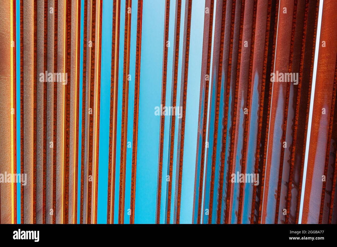 Corten steel wall hi-res stock photography and images - Alamy