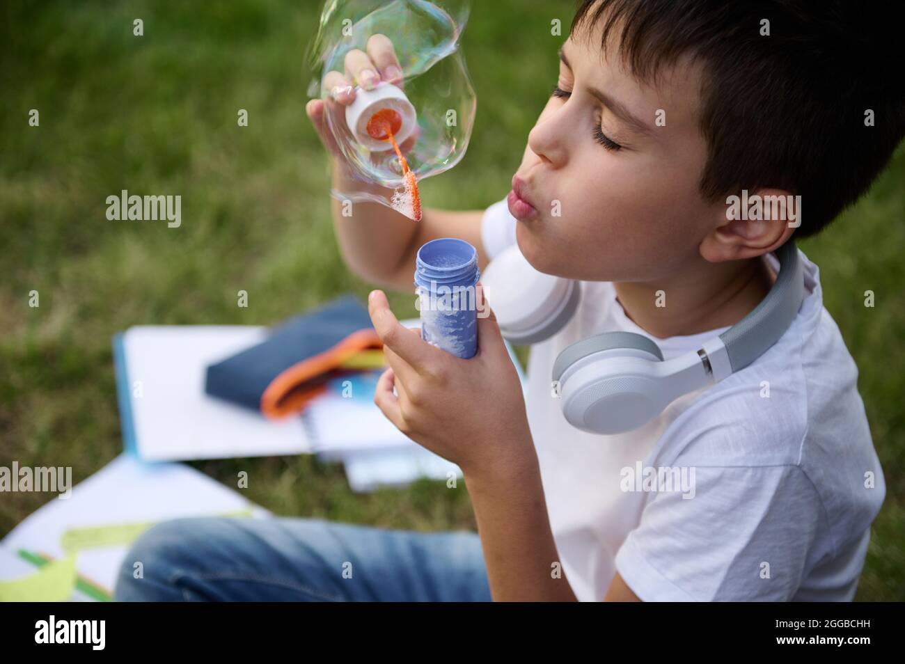 Children playing in park after school hi-res stock photography and ...