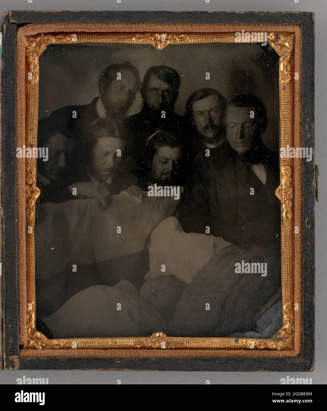 Open casket hi-res stock photography and images - Alamy