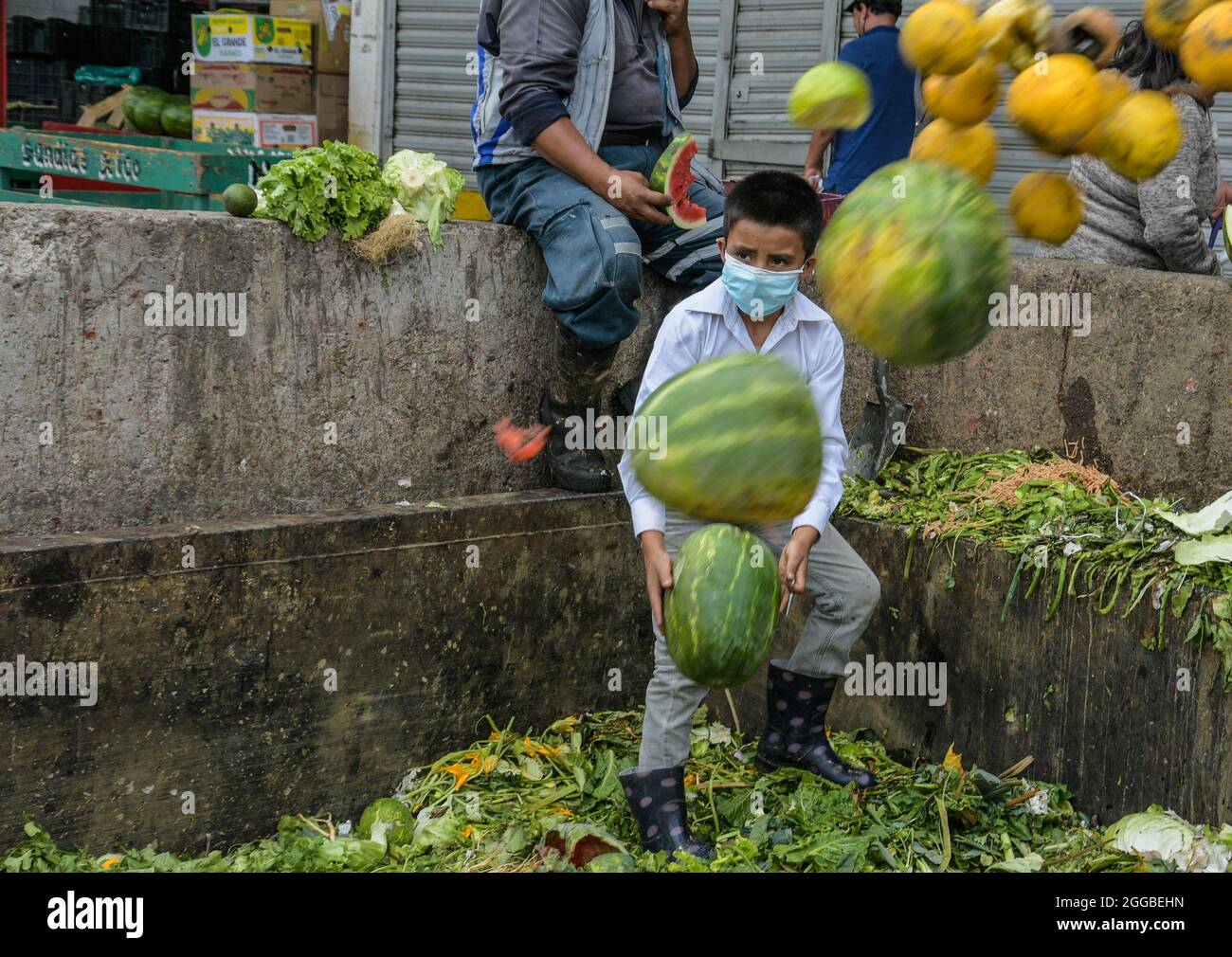 Garbage mexico city child hi-res stock photography and images - Alamy