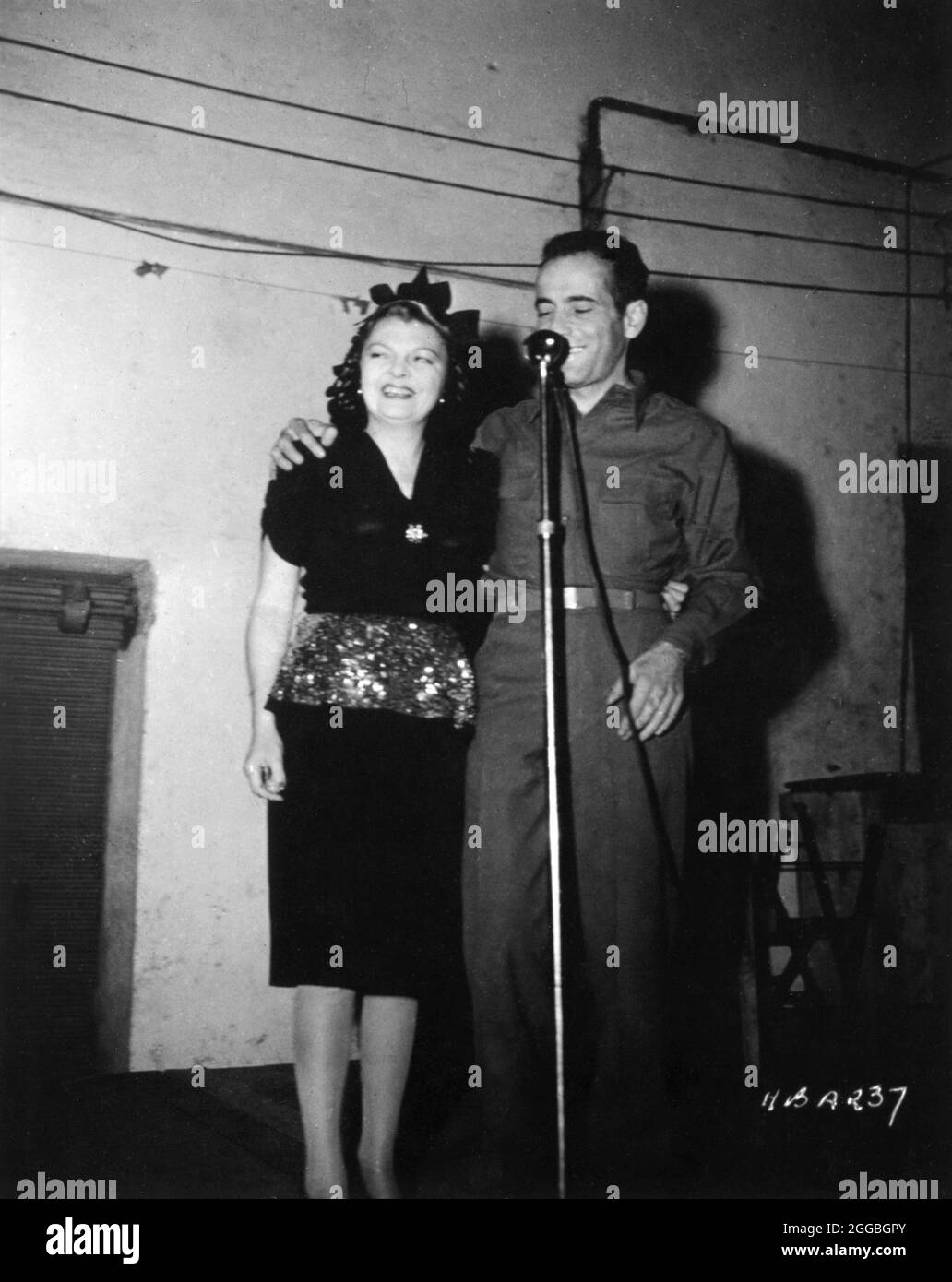 Mayo methot humphrey bogart hi-res stock photography and images - Alamy