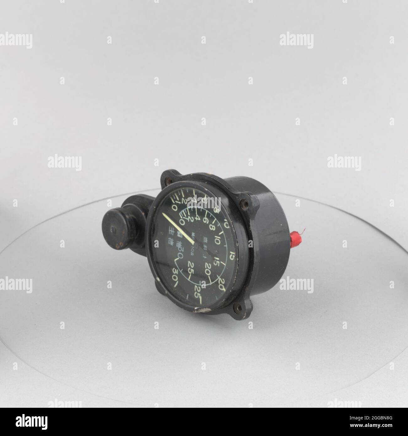 80mm diameter; range 0 to 30; 2 scales with primer pump; white on black ...