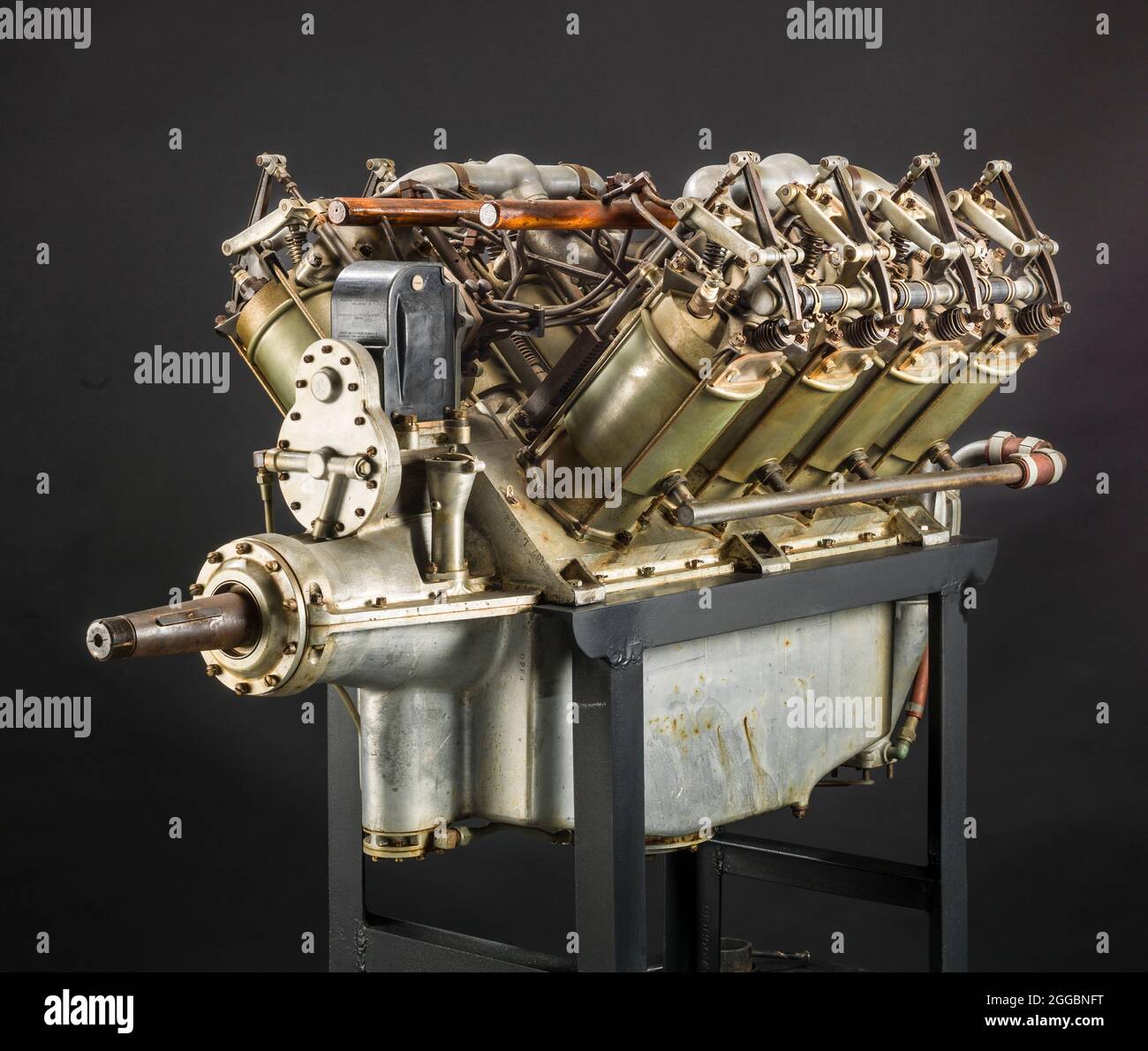 Among the most successful early engines marketed in the United States ...