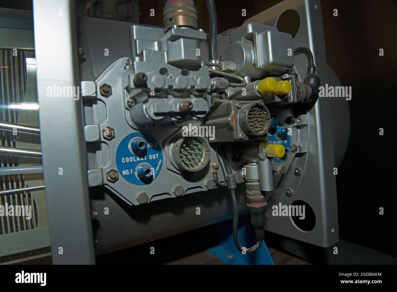 This fuel cell is a cutaway version of the electric-power generating ...