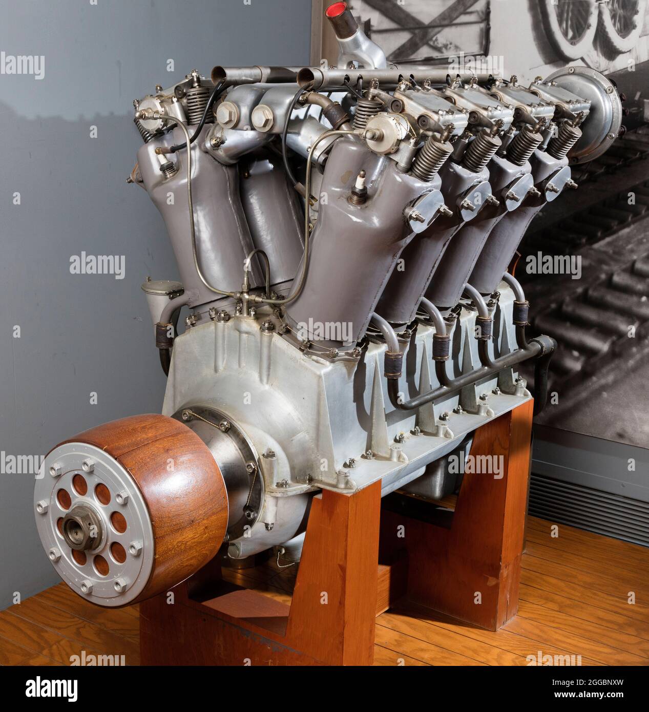 Twelve engine hi-res stock photography and images - Alamy