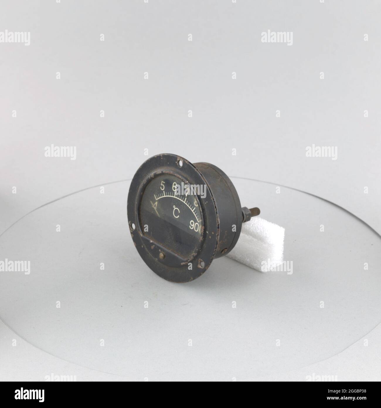 3 connections on back, 3 mounting holes; Shimizu collection; ra. 400 ...