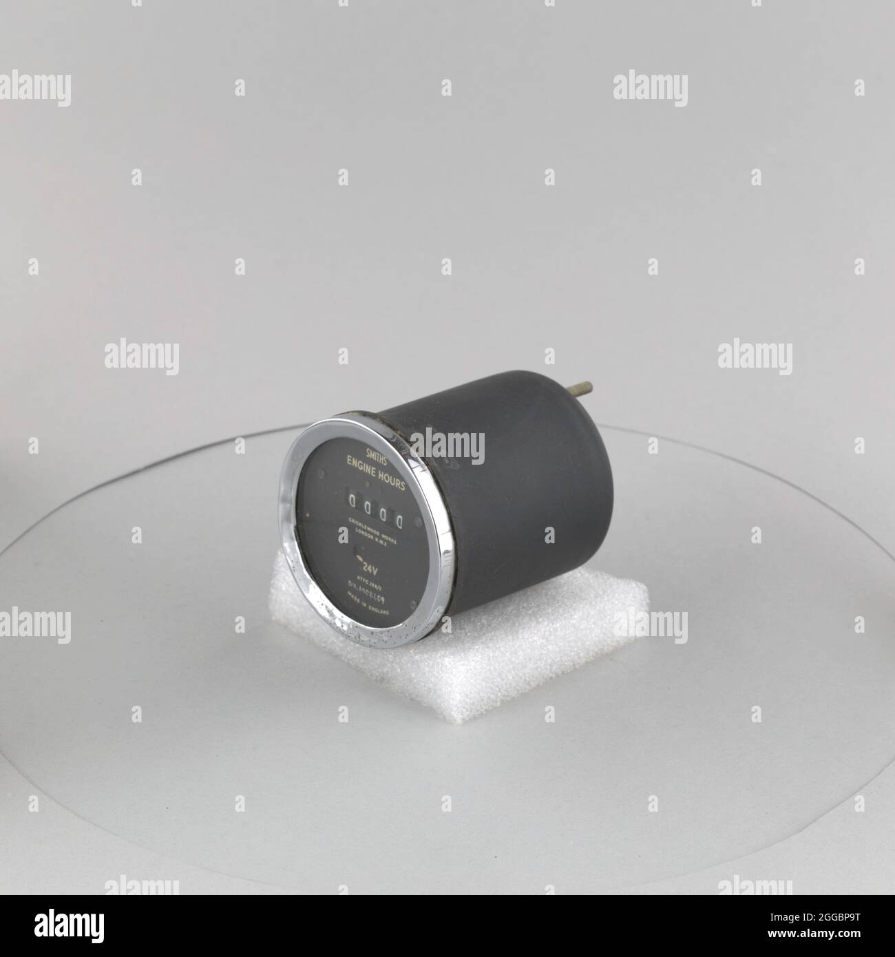 Metal phenolic and glass hi-res stock photography and images - Alamy