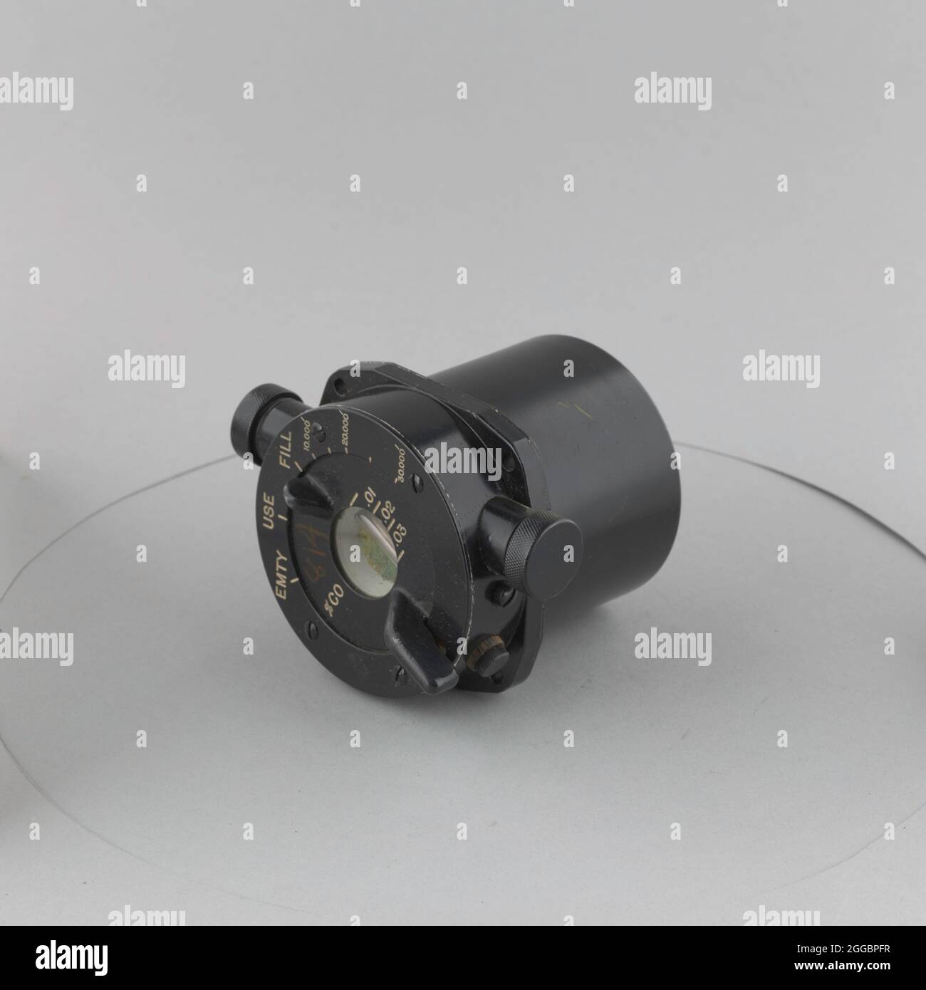 Color indicator changes as Carbon Monoxide is absorbed Stock Photo - Alamy