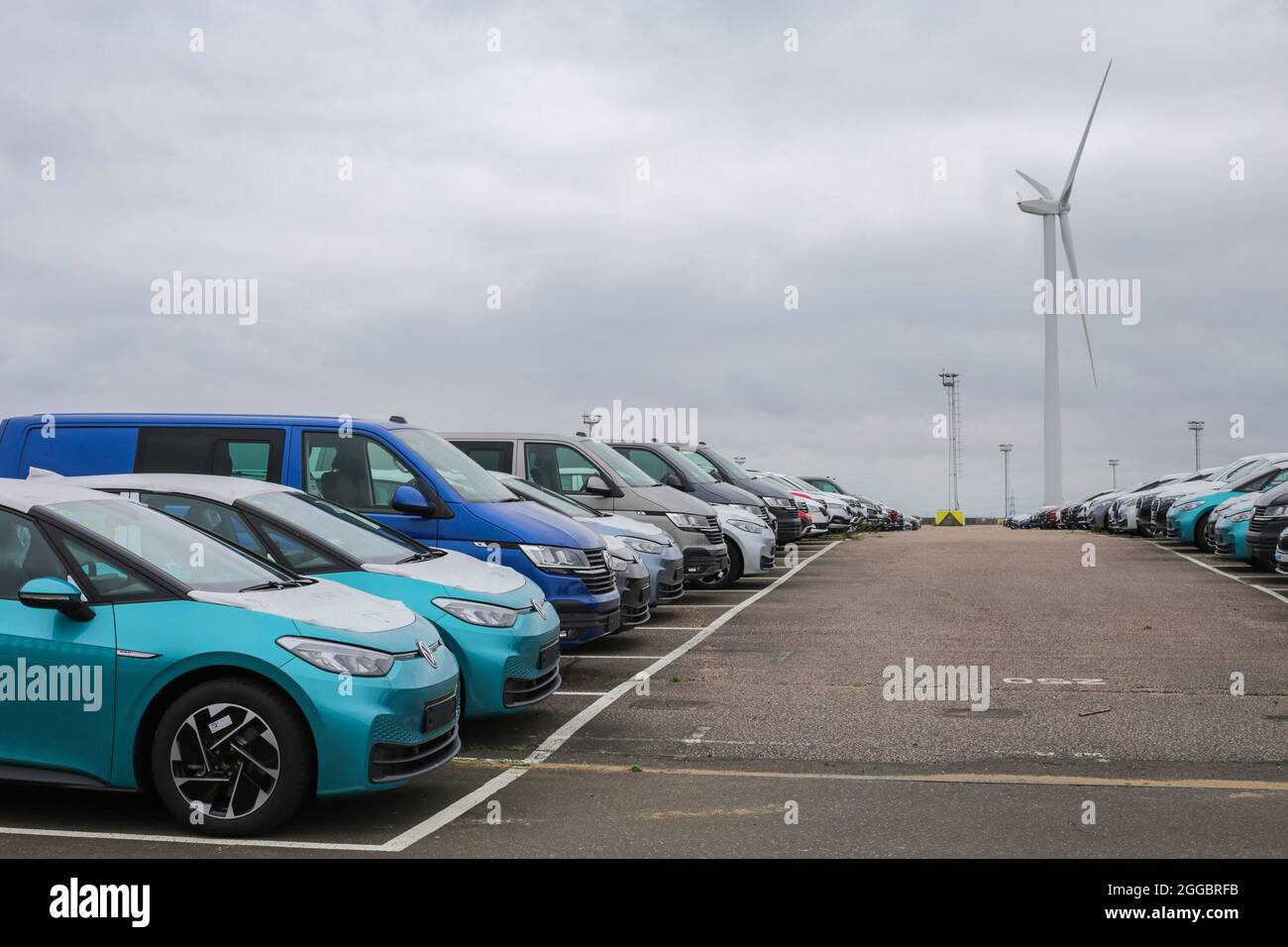 Sheerness port hi-res stock photography and images - Alamy