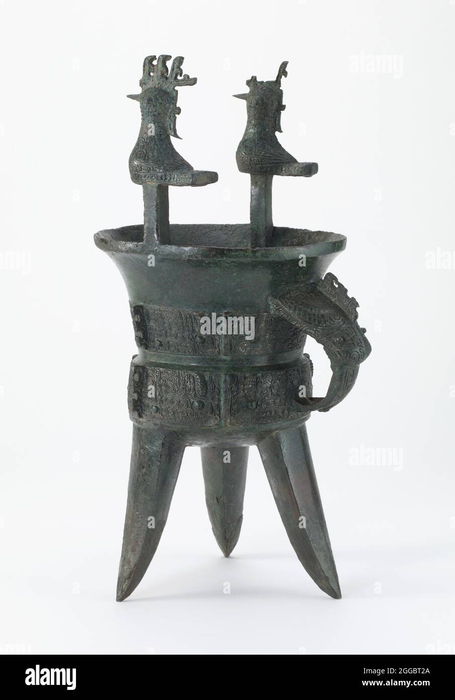 Ritual wine warmer (jia) with taotie and birds, Late Shang dynasty, ca ...