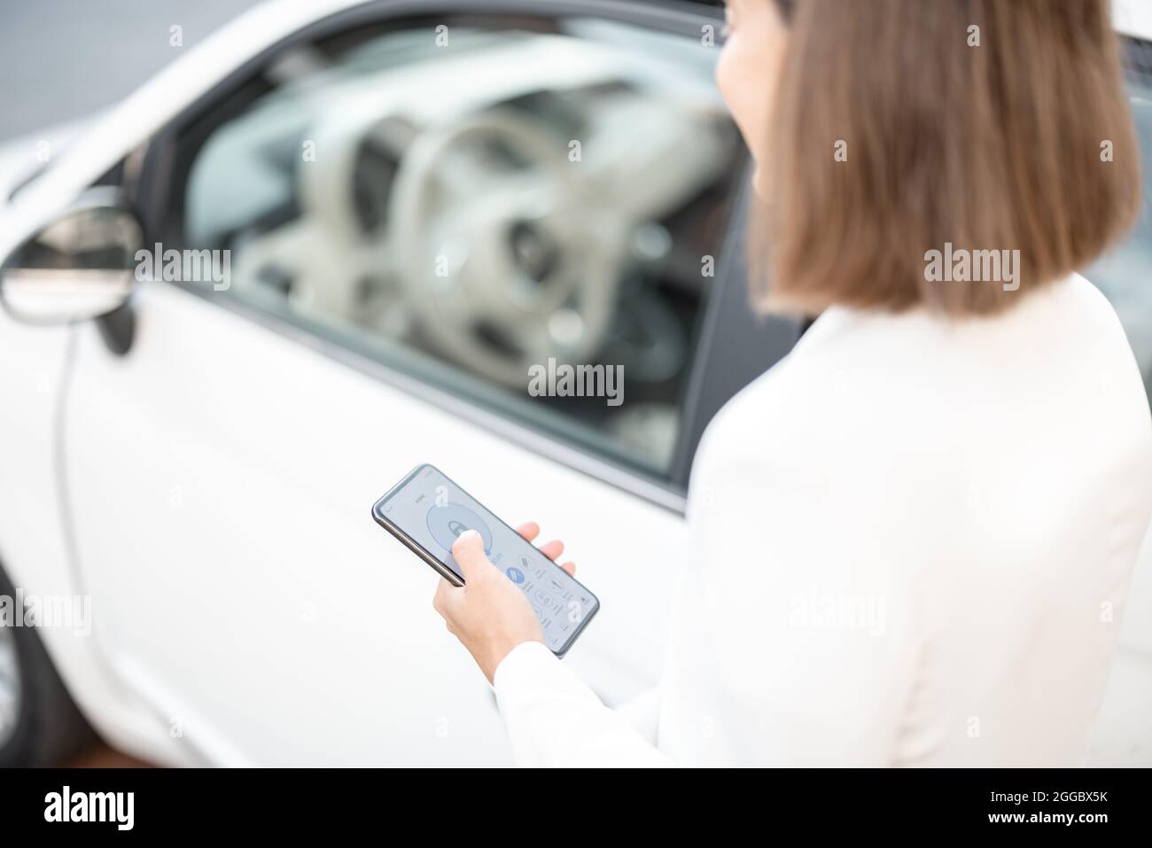 Car alarm hi-res stock photography and images - Alamy