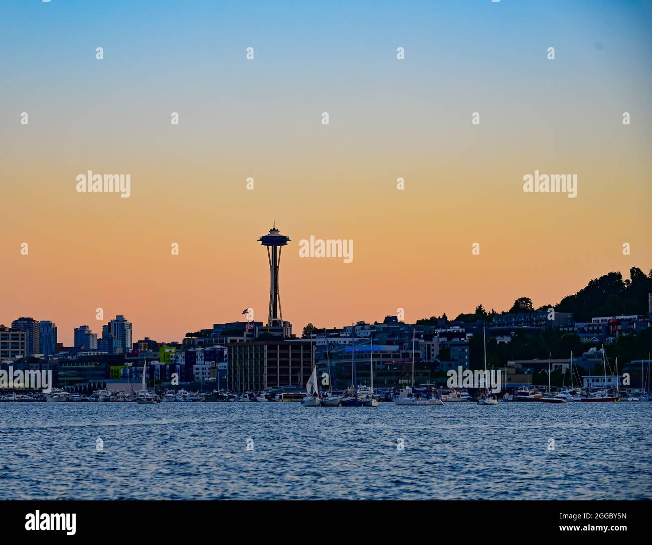 View of the Seattle Skyline from Lake Union Stock Photo - Alamy